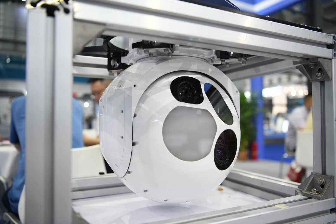 Long Range 18km LRF Electro Optical Tracking System With 1080p Visible Zoom